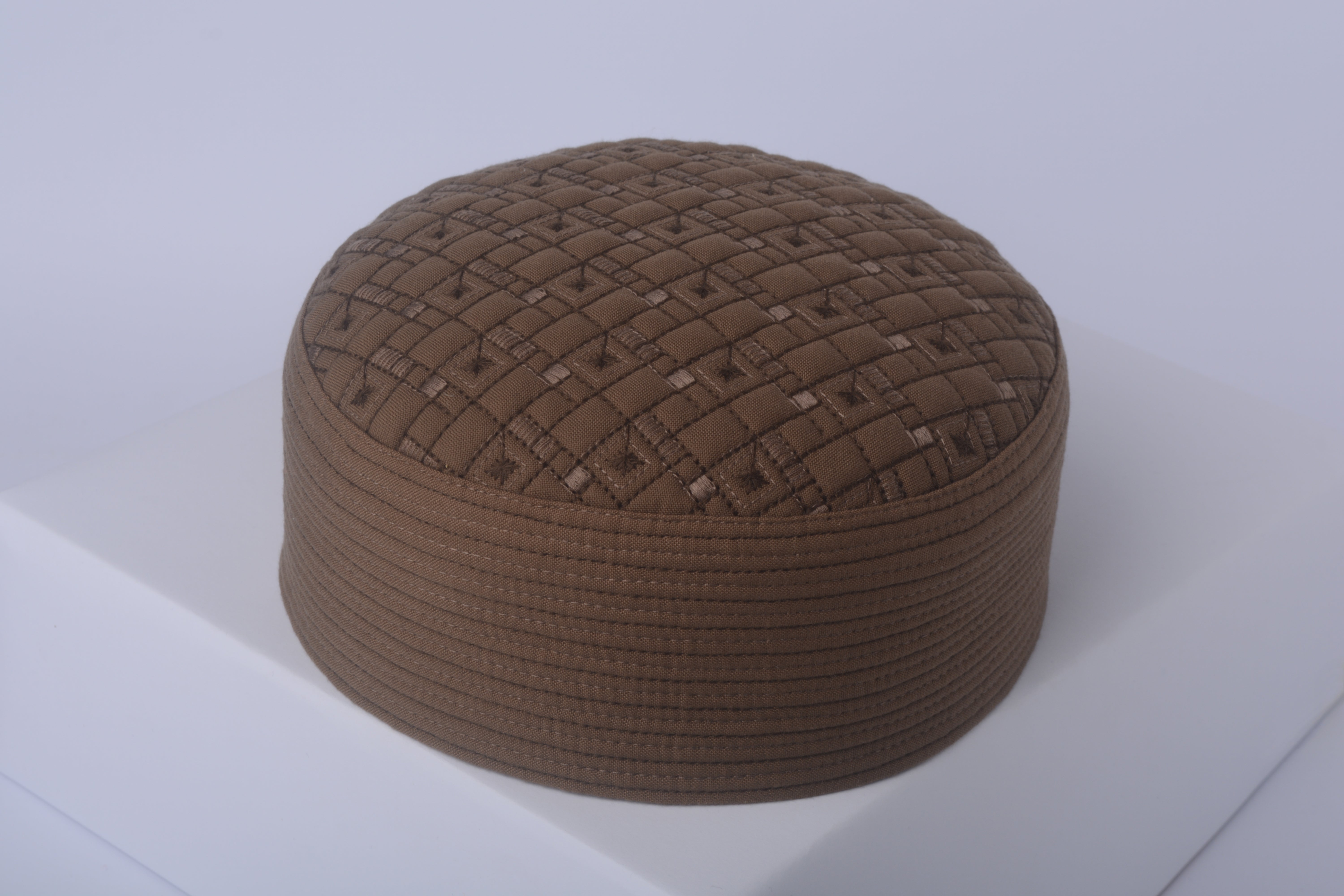 COTTON YARN DYED FABRIC MEN's CAPS 0034 ( 7 COLOURS )